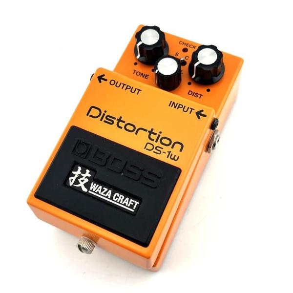 熟練のエンジニアが見つめ直したディストーションの原点、DS-1 DistortionDS-1は、1978年にBOSS初のディストーションとして登場した40年以上の歴史をもつレジェンド・ペダルです。鋭い歪みと豊かなサステインは、まさにディスト...