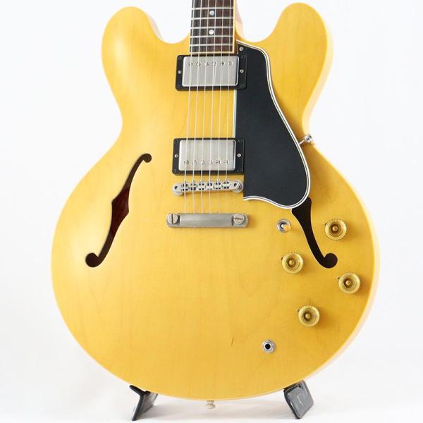 セミアコギターの代名詞「1959 ES-335 Reissue」が入荷！！当個体はGibson Lounge Tokyoでアーティストへの貸し出しなどに使用されていた個体となります。長きに亘り培われた高い製作技術と飽くなき探究心、厳選された...