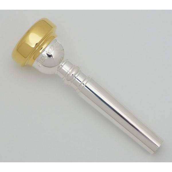 【中古】 YAMAHA (ヤマハ) アレン・ヴィズッティモデル VIZZUTTI-GP トランペット用 マウスピースアレン・ヴィズッティモデルマウスピース。低音域から高音域まで、すぐれた柔軟性と音質を持つ。純金メッキ仕上げリム内径 16.6...