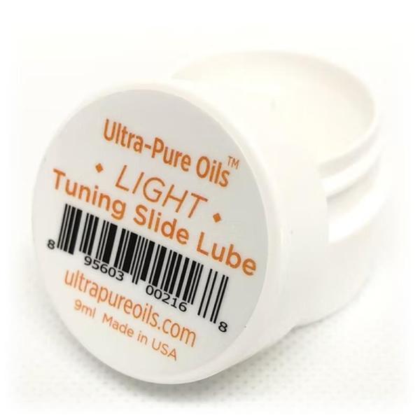 ウルトラ・ピュア チューニング スライド グリス無色、無臭、無毒、安全で滑らか、長持ちのするこのオイルは、最も信頼できるバルブオイルとして世界中幅広く使われているオイルです。また、ボビー・シューやウィントン・マルサリスなど世界のトッププレー...