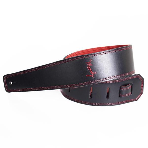 Moody Strapsは、高級革製品のデザイナーとして長年活躍しているAllison Suterが、ヨーロッパの厳選された最高級の本革とスエード革を使用して、一つ一つ丁寧に製作している、Mike Dirnt (Green Day)やRic...