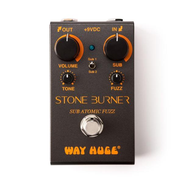 STONE BURNER SUB ATOMIC FUZZは、焼けつくようなファズと、サブオクターブ（1または2オクターブ）のサウンドを組み合わせ、溶岩のように熱く、大地を揺るがす雷鳴のような分厚いファズサウンドを生み出します。Volumeと...
