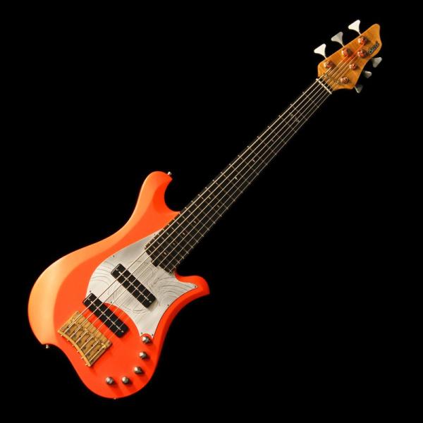 NAMM2025出展モデル入荷！マイケル・リーグ、ヴィンセン・ガルシア等、世界のグルーヴ職人を魅了する、Bacci（バチ）！NAMM2025で多くのプレイヤーから注目を集めた、6弦モデルが本邦初入荷！※NAMMショー会場にて展示・試奏された...