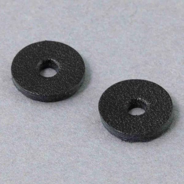 黒ナチュラルレザー銀面を2.0mmに漉いた素材を専用抜き型で加工製作したエンドピンクッションです。[植物系タンニン鞣し牛革・床革&amp;メルトン]樹木から抽出されたタンニンで鞣している牛革素材は、木材と同じ性質を持ち湿度が高い時は水分を吸...