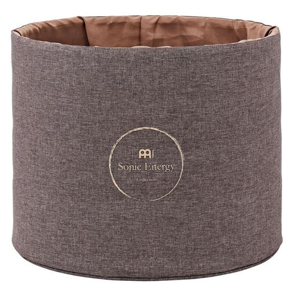 Crystal Singing Bowl Sleevesクリスタル・シンギングボウル用スリーブは、耐久性のあるパッド入りナイロン素材で作られており、大切なクリスタル・シンギングボウルを傷や破損からしっかりと保護します。対応サイズ：14インチ...