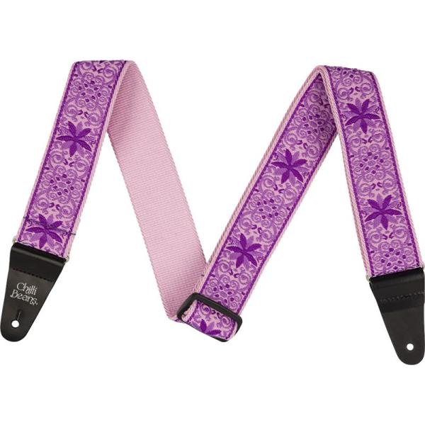 等身大で自由に表現される楽曲やライブパフォーマンスで人気を集める2019年に結成の3ピースバンド、Chilli Beans. のシグネチャーギター発売を記念して、カプセルコレクションのひとつとしてストラップを同時発売します。3種類のヴィンテ...