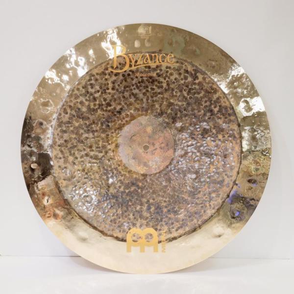 ※店頭にて試打を解禁しております為、細かな傷や打痕などがございます。予めご了承ください。＜Byzance Dual＞Byzance Dual シンバルは独特のルックスとサウンドですぐに認識されるようになり、急速な人気の高まりで Byzanc...