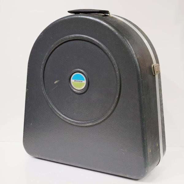 ☆ヴィンテージ☆1960年代に製造されていたLudwigのコントゥーラ・ハードケースが入荷致しました。14×6.5までのスネアドラムと、細めのスネアスタンドが同時に収納可能です。年代相応のキズや汚れ、金属部分のサビ、底面のクラックがある他、...