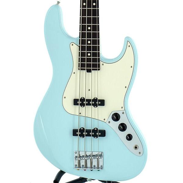 【数量限定大特価】商品入れ替えにつき、数量限定超特価にてご提供！お店で手に取った楽器がプロの現場でそのまま使える演奏性と信頼性、そして、その楽器を手の届きやすい価格で提供するという、コンセプトを掲げ立ち上げられた「スリードッツギターズ」。エ...