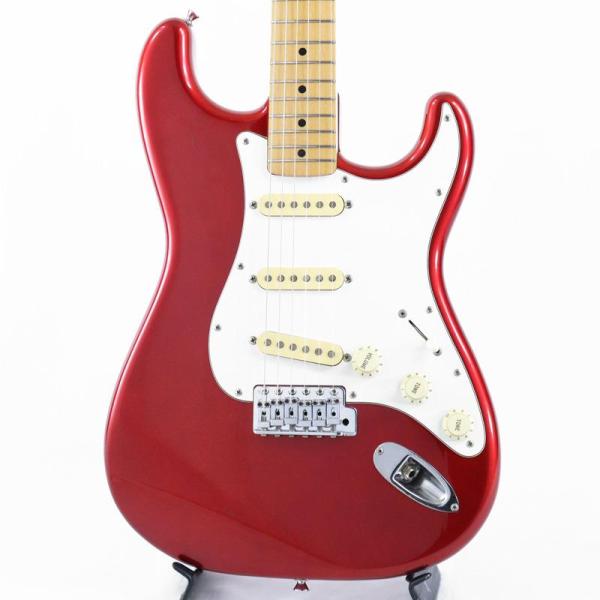 Fender Japan期の'70sスタイル・ストラトの中古が入荷！ラージヘッド、ビュレットキャップ、2ストリングガイド、3点留めネックジョイント、CBSロゴと1970年代前期のスペックを踏襲。ネックエンドには「CST-50M」のスタンプが...