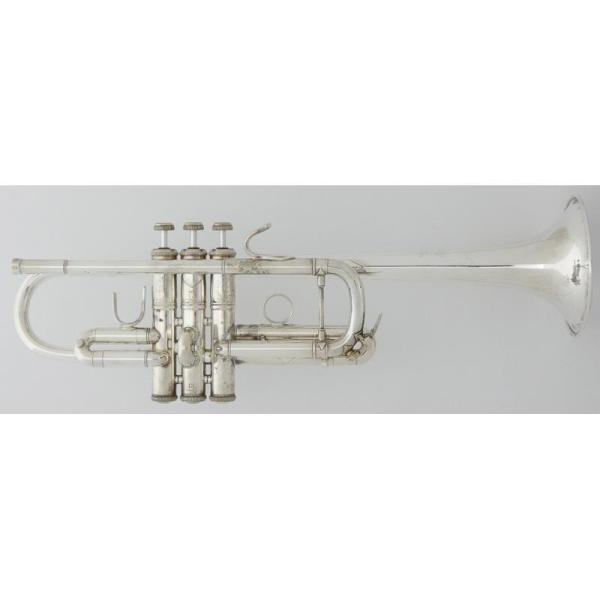 【中古】 V.Bach (ヴィンセント・バック) C180L229/43 SP・V.Bach Stradivariusヴィンセント・バックは1924年に最初のバックトランペットを誕生させ、発展をとげて行きます。手にした演奏者達は、「これはま...