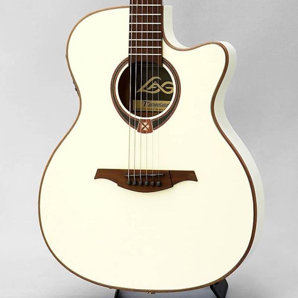 アコースティックギターをはじめたい方におススメ！！期間限定！演奏に必要な11点セット付き！普通に買うより￥1，720もお得です！【セット内容】■ワンタッチカポタスト KIKUTANI GC-10アルミ製で軽量で使いやすく、ギターの音色を損な...