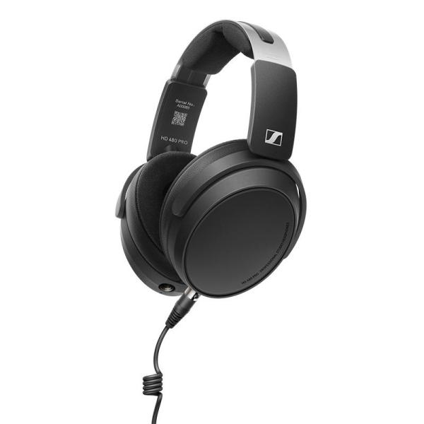 【製品の特長】HD 480 PRO スタジオ ヘッドホンは、精度、快適性、汎用性の完璧なバランスを提供し、スタジオでも外出先でも、クリエィティブな仕事に集中力と自信をもたらします。クローズドバックの設計と卓越した振動減衰システムにより、オー...