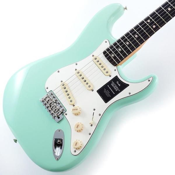 本数限定特価品！！Vintera II 70s Stratocasterは、70年代のタイムレスなサウンドを現代に蘇らせ、フェンダーならではのアイコニックなルックス、インスピレーション、比類ないトーンを提供します。Vintera II 70...