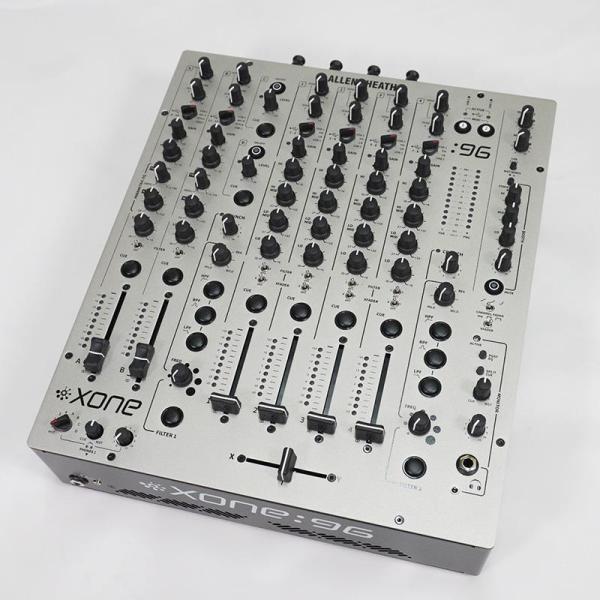 ■ご購入前に必ずご確認ください・こちらのXONE:96は1点限りのアウトレット品となります。そのため、交換品等はございません。初期不良などが発生した場合は修理での対応となります。・特価品のため、本体や外箱に汚れ、傷などがございます。あらかじ...