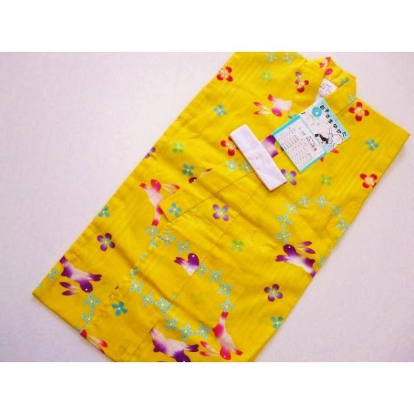 ご覧頂きありがとうございます。鮮やかな黄色地に花とうさぎの柄がとても可愛らしい、綿紅梅のサラッとした丈夫な生地です。仕立上の新品浴衣ですので、届いたその日から着て頂けます。 【サイズ】　身丈：７０ｃｍ　袖丈：２３ｃｍ　裄丈：３３ｃｍ適応身長...