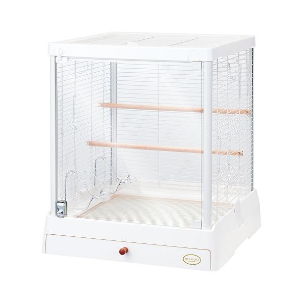 かわいい姿がよく見える強化ガラス片面扉を使用した鳥用ケージです。本体サイズ(mm)    W495xD515xH570セット内容 本体、とまり木２本、エサ入れ、水入れ