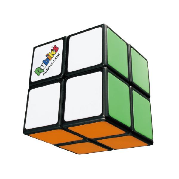 ルービックキューブの王道3×3×3。●サイズ／57×57×57mm●重量／106g●付属品／6面完成攻略書