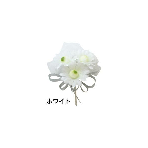 すべて手作りで、デザインと品質にこだわった華やかなコサージュです。卒園・卒業、入園・入学の記念に！●メーカー名／FDK●サイズ／花径6×総丈9cm※お送りする際、傷のつきにくいよう花と葉をつぼめております。形を整えてご使用ください。