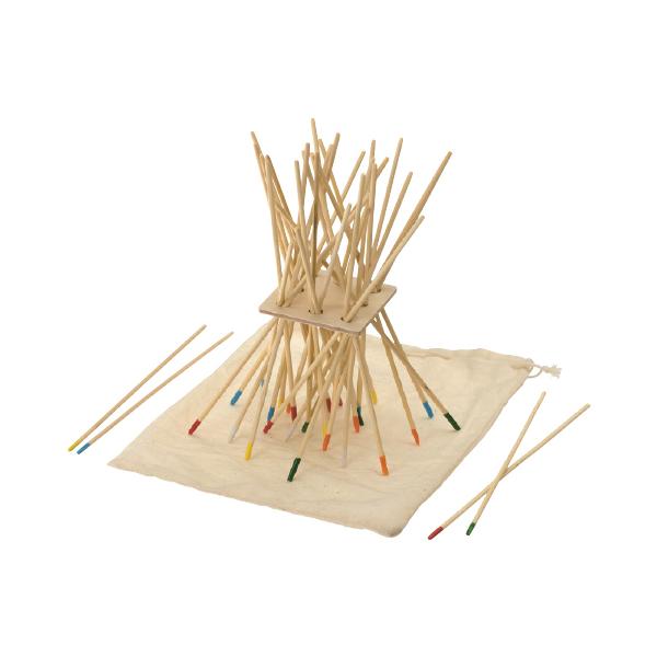 どのスティックが抜けるか、どきどきはらはらのスリリングゲーム。 ●内容／カラースティック6色×6、プレート ●サイズ／パッケージ：W95×D25×H200mm ●重量／85g ●材質／木