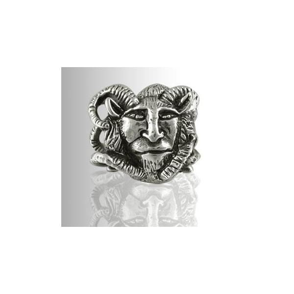 Size: 10.5 x 14 x 14mm