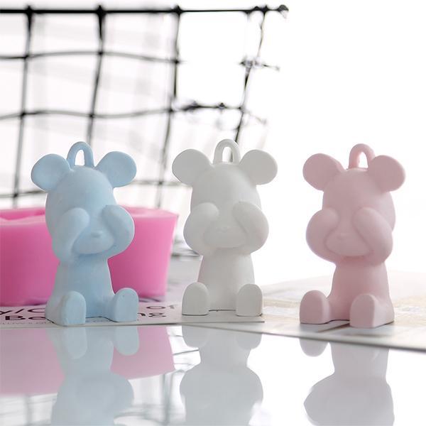 Bear Blindfoldオリジナルのアロマストーンが作れるモールドです。石鹸を作ることもできます。モールドの色は画像と違う場合があります。65x40mm