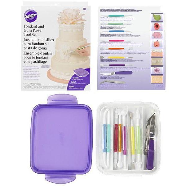 ガムペーストデコレーション作りに必要不可欠なツールセットです。スパチュラｘ7、ピンセットｘ1、パレットナイフｘ1　が含まれています。■DM便、ゆうパケット発送不可