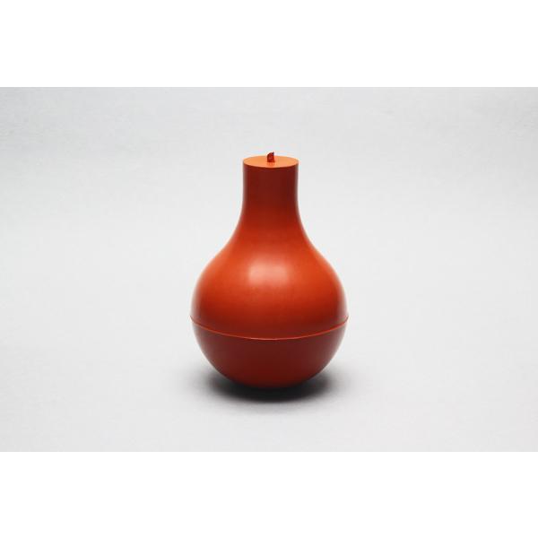 【特長】・天然ゴム製で、用途や容量に応じて加工利用が可能なスポイト球です（穴は開いておりません）【仕様】品番：6容量：180ml吸上量：150ml※先端穴開け最大径：13mmまで【寸法：(mm)】球径：75上面径：φ26高さ：108※先端取...