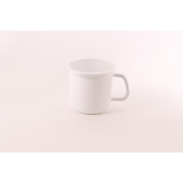 耐熱性・冷却性：金属の素地をガラス質で覆っている為、熱伝導が良く、お湯沸かしや料理に活用できます。冷却性も高いので保存に適しています。耐食・耐酸：ほうろうは、酸、塩分に強い耐久性を持っています。その為、貯蔵や醸造用に容器が使われることが多く...