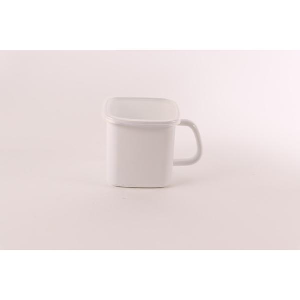 耐熱性・冷却性：金属の素地をガラス質で覆っている為、熱伝導が良く、お湯沸かしや料理に活用できます。冷却性も高いので保存に適しています。耐食・耐酸：ほうろうは、酸、塩分に強い耐久性を持っています。その為、貯蔵や醸造用に容器が使われることが多く...