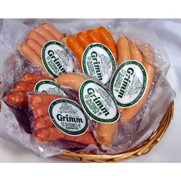 ドイツ加工食肉国際コンテストで金賞を受賞したソーセージを含む、当店おすすめの腸詰めソーセージ6種類のセットです。いろいろな味が楽しめる上、送料を含めたお値段ですので、たいへんお得なセットになっています。