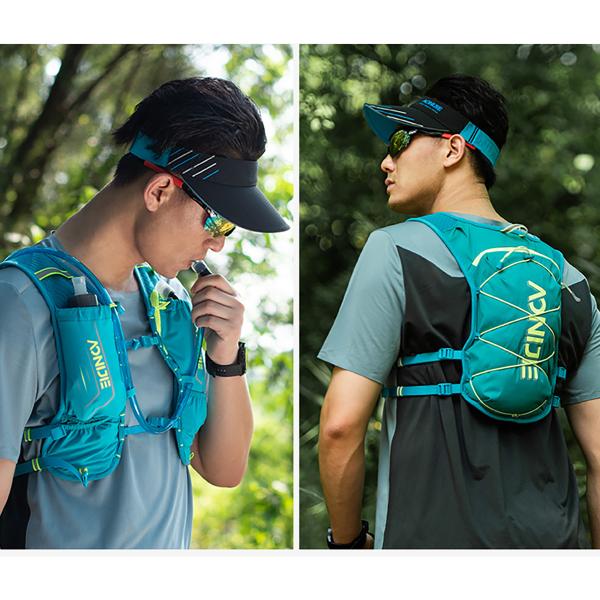 ランニング用軽量5Lトレランバック、レースベスト。バックパックの重量は120g と超軽量で、ランニング中の負荷を大幅に軽減します。ラ中距離または長距離ランニング用のデザイン。ハイドレーションシステム：500mlと互換性のあるランニングベスト...