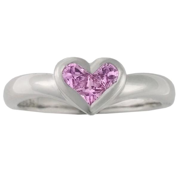 ブランド｜ノーブランド 商品名｜ ピンクサファイア/0.34ct ハート モチーフ リング型番｜―サイズ｜約11号最大幅 5.8mmアーム背面 2.2mm重量 3.0g素材｜K18WG 刻印｜K18 0.34参考定価｜―付属品｜当店オリジナ...