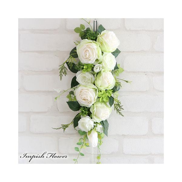 アーティフィシャルフラワー（造花）使用■サイズ: 幅:22 奥行き:9 高さ:43 (cm) ■主な使用造花：バラインテリアとしてはもちろん御祝い用にもぴったりの豪華な造花を使った壁掛けリースのアレンジメント用途例：誕生日、結婚祝い、記念日...