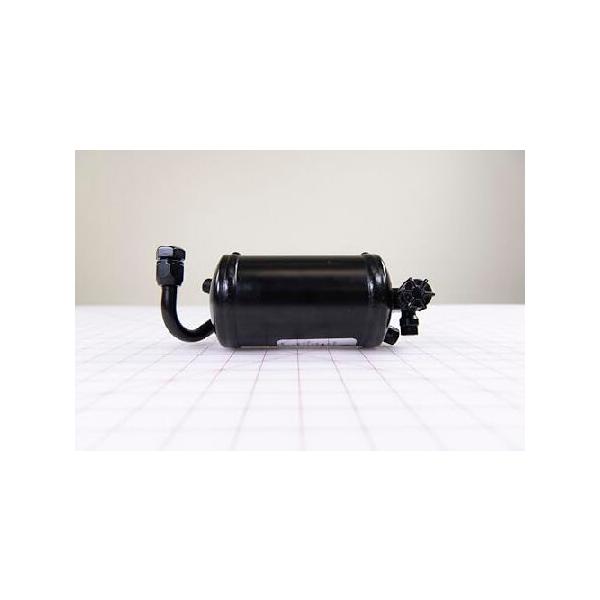 ※海外からのお取り寄せ商品の為、お届けまでに通常約2-3週間を頂戴しております。※税関にて開封される場合がありますが、新品・未使用商品です。※輸入品のためパッケージに輸送時に伴うスレや傷がある場合がございますが、商品に問題はございませんので...