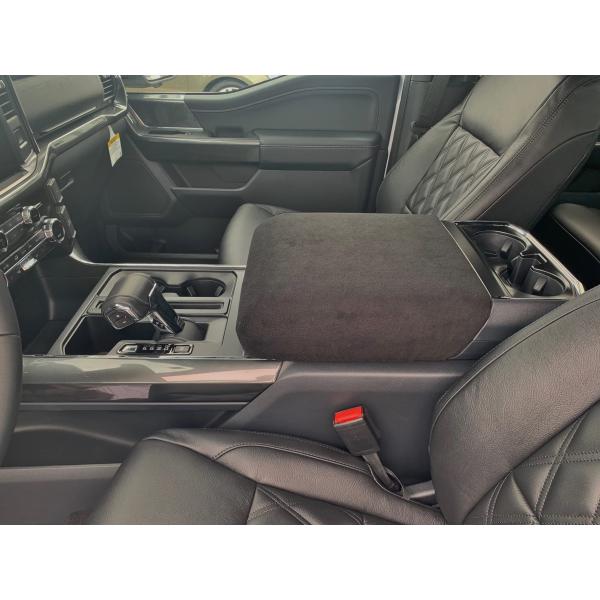 商品名:  Auto Console Covers- Fits The 2021-2023 Ford F-150 Center Console Armrest Cover Fleece Fabric- Blackブランド: Auto Con...
