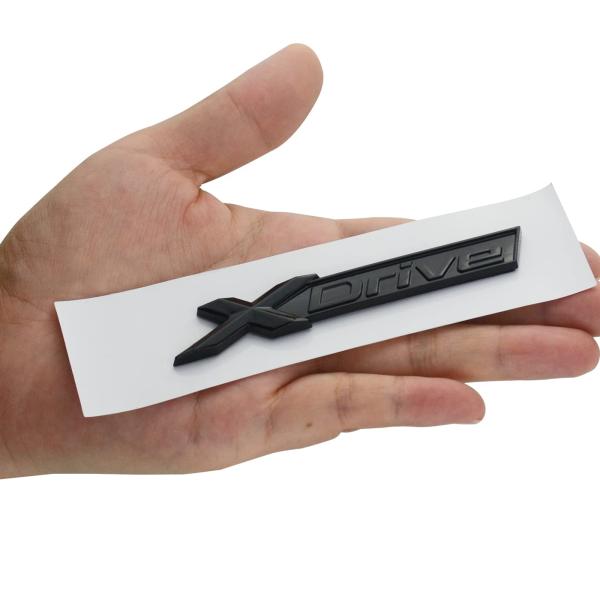 商品名: Xdrive エンブレム 3Dバッジステッカー ネームプレートデカール Xdrive フェンダーサイド/トランクリアエンブレムバッジ XDRIVE デカールステッカー 1枚 (ブラック) 1Pc Xdrive Emblem 3D ...