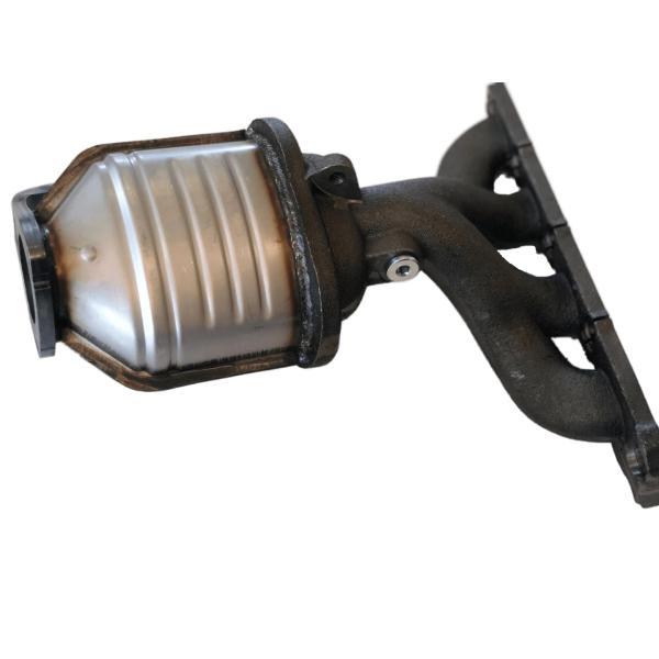 商品名:  USC - Catalytic Converter with Integrated Exhaust Manifold Fits: 2004-2008 Chevrolet Malibu (EPA Compliant)ブランド: U...