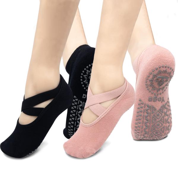 商品名:  sevening Women's Yoga Socks 2 Pairs, Suitable For 18-40 Year Old With Grips Pilates Socks 4-9 Size… (Black and pin...