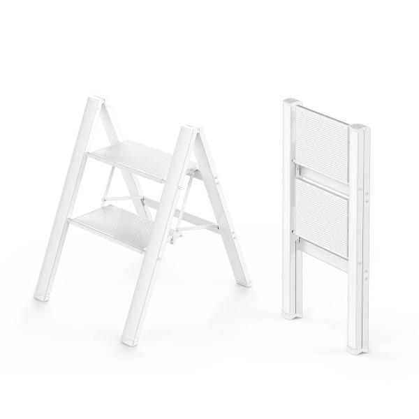 商品名: WOA WOA 2段はしご 折りたたみはしご 滑り止めペダル付き ポータブル軽量脚立 アルミニウムステップスツール 屋内&amp;屋外用 300ポンド ホワイト WOA WOA 2 Step Ladder, Folding Lad...