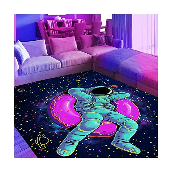 商品名:  EISKBC Neon Astronaut Area Rug, Large Blacklight UV Reactive Kids Rug, Non-Slip Fluorescent Luminous Floor Mat Car...