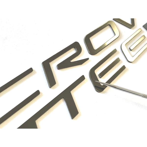 商品名: フロント&amp;リアバンパーレターインサート Cor_Vette C5 1997-2004 ABSプラスチック デカールではありません (光沢ブラック) Glossy Black Front &amp; Rear Bumper ...