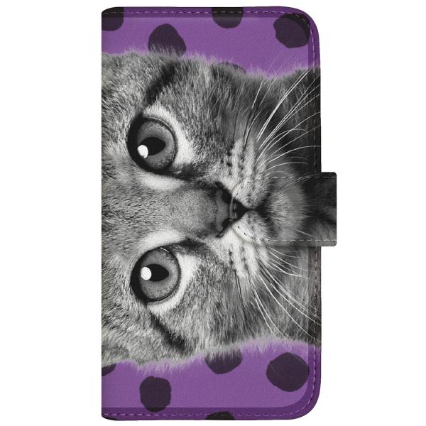 with NYAGOはお洒落でかわいい猫デザインブランドです。「猫びより」など雑誌やメディアにも多数紹介されました。個性的な可愛いニャンコは超目立ちます！しっかりとした質感の厚手タイプの手帳型を汚れに強いPUレザー（合皮）で仕上げました。お...