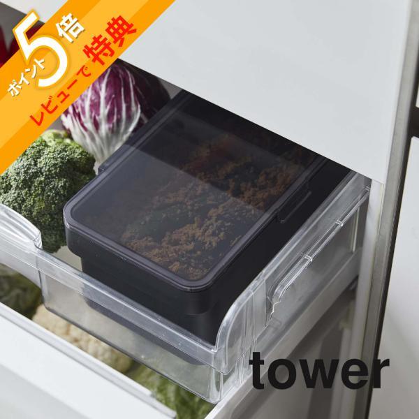 3リットルのぬか漬けをパッキンでしっかり密閉して保存できるスタイリッシュなぬか漬け容器。蓋はぬか床の状態が分かりやすい透明蓋。蓋をカチッとロックしておけば、臭い漏れを防いでくれます。[ブランド]tower タワー[カ ラ ー]WHITE（ホ...