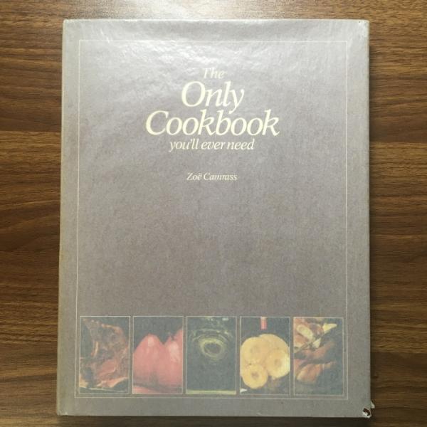 カバーに破れや汚れがございます。値札シールがついています。表紙全体的に経年の使用、保管によるヤケ、汚れ、くすみ、スレ、小傷、打痕などがございます。小口にヤケ、汚れ、くすみ、経年のシミ汚れが見られます。内側ページの状態に関しましてもヤケ、くす...