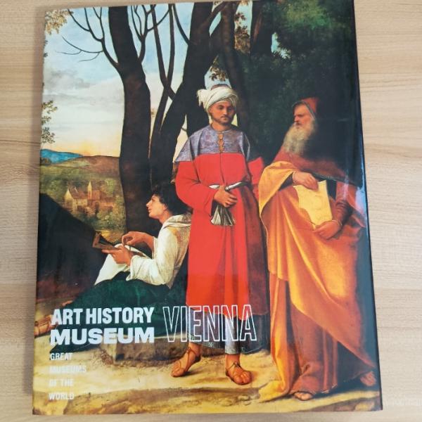 中古品−可経年の使用、保管によるヤケ、汚れ、くすみ、スレ、ヨレ、小傷、シミなどがございます。経年のダメージはございますが通読に問題ございません。現状での出品とさせていただきます。