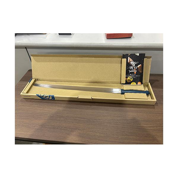 商品名：パンスライサー (波刃~モンスター~) 刃渡り46cm 寸法：W490×D35 メーカー：サンクラフト 保証期間：なし ランク：N 特記事項：-  販売店：テンポスFC高松店（香川県高松市）からの配送です。