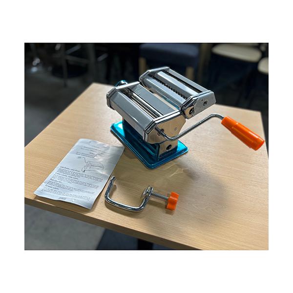 商品名：パスタマシーン (新古品) 寸法：W200×D210×H150 メーカー：不明 型式：NUMA01 説明書：あり 保証期間：なし ランク：S 特記事項：-  販売店：テンポスFC高松店（香川県高松市）からの配送です。