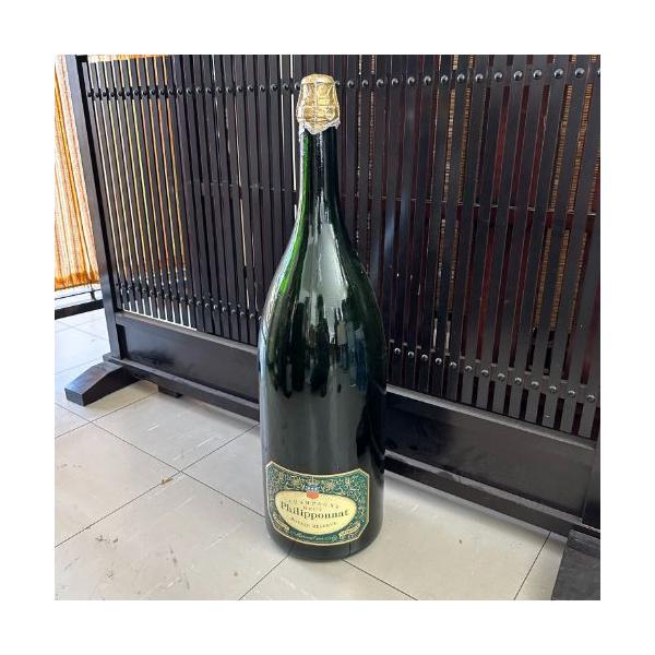 商品名：ワイン ディスプレイ用 ビッグボトル オブジェ 「philipponnat」 寸法：W200×D200×H680 メーカー：不明 型式：不明 年式：不明 保証期間：なし ランク：B 特記事項：-  販売店：テンポス鈴鹿店（三重県鈴鹿...