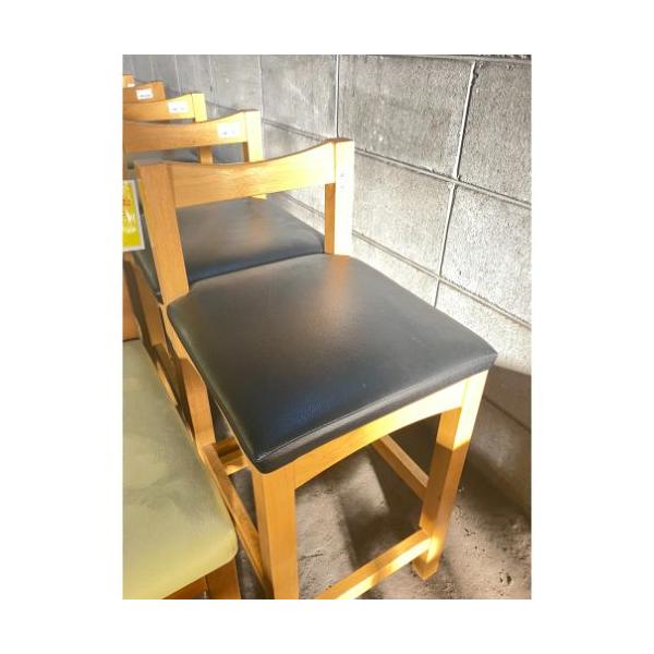 商品名：白木カウンターイス 寸法：W335×D370×H705 座面高さ：520 メーカー：不明 型式：不明 年式：不明 付属品：写真の通り 説明書：なし 保証期間：なし ランク：C 特記事項：打痕や傷・汚れがります。  販売店：テンポス小...
